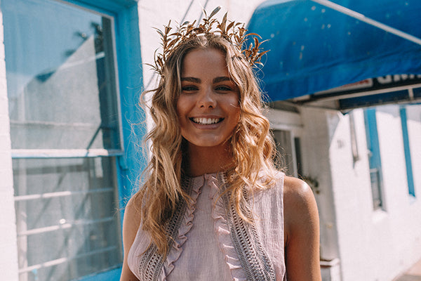 Spring Races / DIY Flower Crown – THREE OF SOMETHING