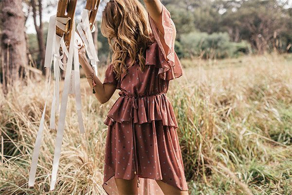 Splendour in the Grass: Essentials Guide – THREE OF SOMETHING